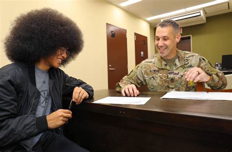Test Scores Drop Disqualification Rates Rise At Army Recruiting Shops