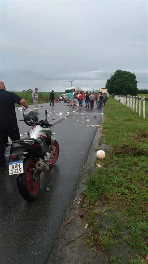 Mulher morre em acidente envolvendo carro e moto na BR 316 veja vídeo