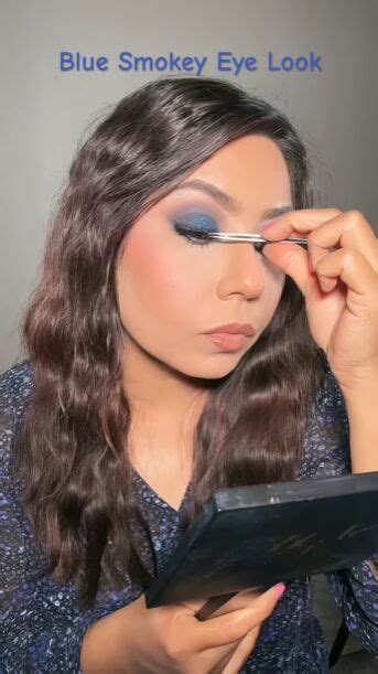 Cute And Easy Smokey Blue Eyeshadow Look Tutorial Upstyle