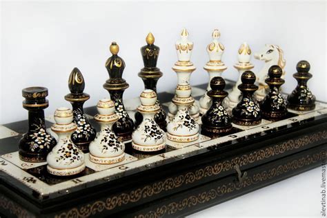 Оригинальный подарок шахматы большие Чёрная королева заказать на
