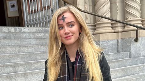 10 Photos Of Activist Eva Vlaardingerbroek Who Accused Starmer Of