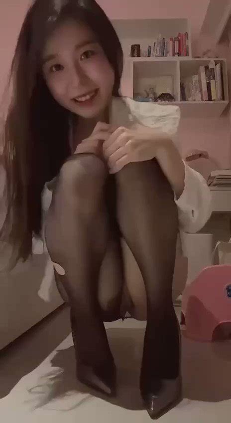 嫩真的嫩 出私人微信详情看置顶 性福搬运工 kiouter1