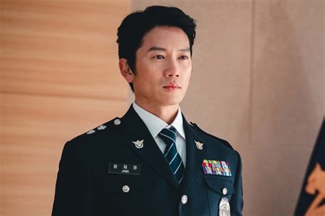 Ji Sung Opens Up About The Struggles Of Playing A Drug Addict In Connection Soompi
