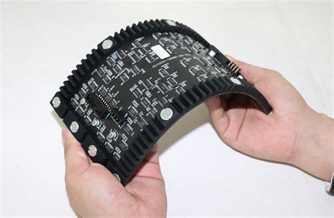 P2 실내 240x120mm 풀 컬러 소프트 플렉시블 Led 스크린 모듈 Led 스크린 제조