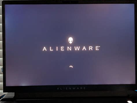 M16 R1 Screen Concerns R Alienware