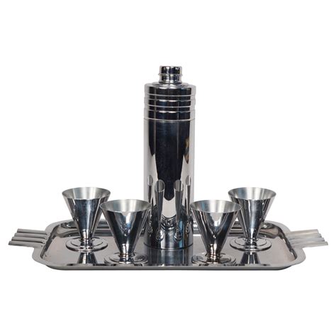 Art Deco Cocktail Shaker Set With Cherry Amber Bakelite Handle By Glo