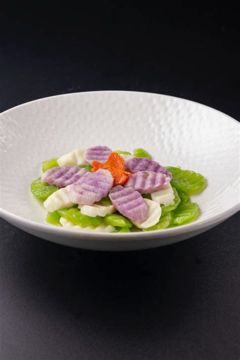銅鑼灣美食正宗江南菜弘文館正式開幕必食淮揚清燉獅子頭 酒香鰣魚 宮廷稻草扎肉