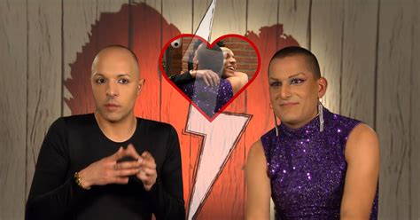 Dos Solteras “calvas” Cenan En ‘first Dates Pero Las Discrepancias En El Sexo Rompe Su