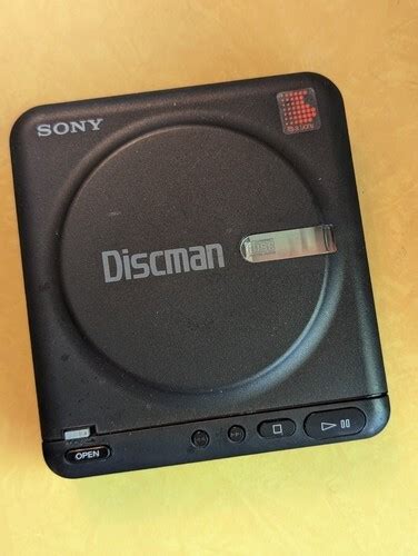 Yahoo オークション Vtg 1988 Sony Discman Model D 2 Working See D