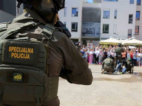 Pod Rotacijom Policija U Hrvatskoj Organizirala Pratnju Prijevoza