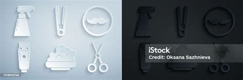 면도 젤 폼 콧수염 전기 헤어 클리퍼 또는 면도기 가위 미용사 컬링 아이언 및 미용사 권총 스프레이 병 아이콘을 설정합니다 벡터 3차원 형태에 대한 스톡 벡터 아트 및 기타