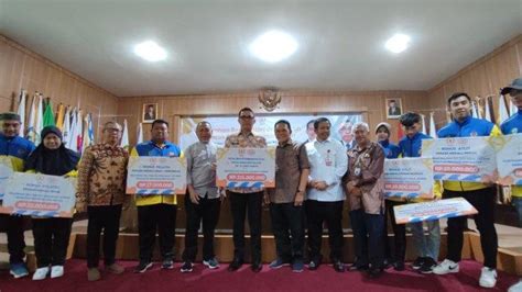 IPSI Kaltim Beri Bonus Rp215 Juta Kepada Atlet Dan Pelatih Pencak Silat