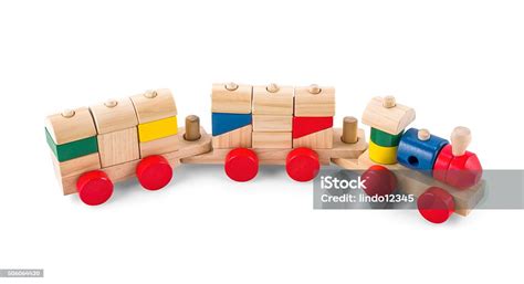 압살했다 완구류 기차 색상화 Blocs 격리됨에 클리핑 경로를 통해 0명에 대한 스톡 사진 및 기타 이미지 0명 개념 개념과 주제 Istock