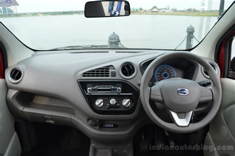 Datsun Redi Go Launched At Inr 238900 Ex Showroom