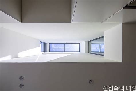 맞벌이 젊은 부부의 판교 정착기 House 전원주택있는 월간 전원속의 내집