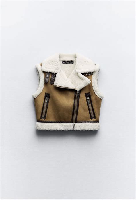 Нова жилетка Zara укорочений жилет Зара безрукавка 1 650 грн Жилетки Львів на Olx