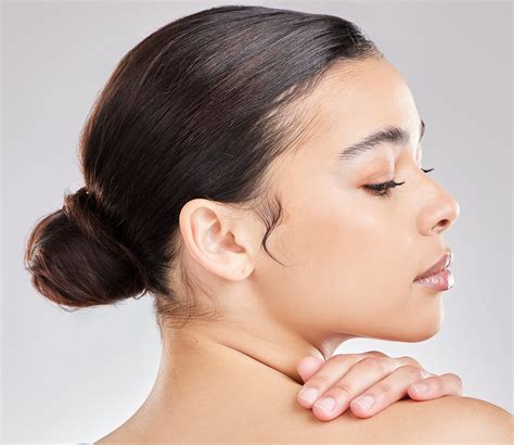 Botulinum Toxin Botox Injections Reduces Wrinkles And Fine Lines Nescens© Clinic