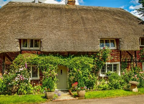 752060 Hampshire England Houses Shrubs Rare Gallery Hd Wallpapers