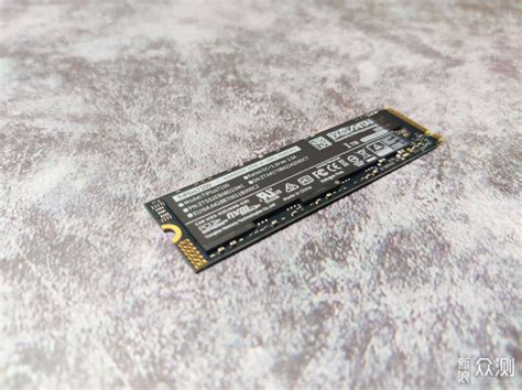 7000mbs读写、1tb大容量——致态tiplus7100原创新浪众测