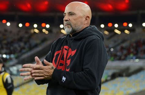 Sampaoli Testa Flamengo Com Três Zagueiros E Pedro No Ataque