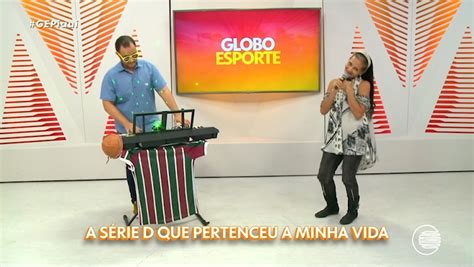 Apresentador do Globo Esporte faz paródia e corneta eliminação de clube