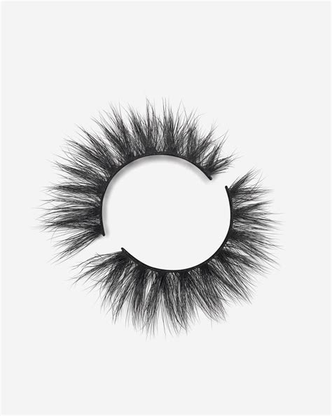 Lilly Lashes Luxury Lashes By Lilly Ghalichi