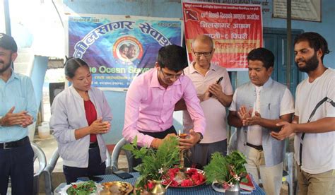 निलसागर सेवा आश्रममा फलफूल वितरण गरी अखिल छैंठौंले मनायो विद्यार्थी दिवस
