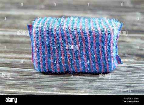 Non Scratch Multi Color Kitchen Utensil Scrubber Pad Multi Use And Foam Pad Sponge Scourer For