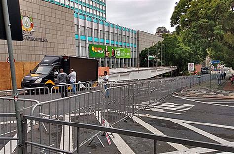 Povo é Impedido De Acompanhar Votação Que Retira Plebiscito Geral