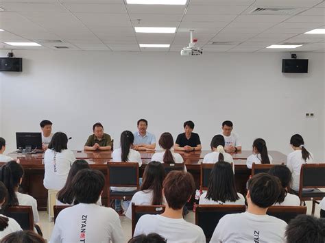 字言唐艺术到我院开展书法艺术研学活动 美术学院新