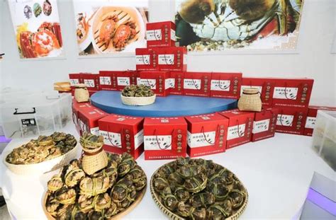 秋风起蟹脚痒第十七届中国洪泽湖大闸蟹节来了