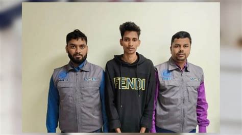 কিশোরীর অন্তরঙ্গ মুহূর্তের ভিডিও করে ব্ল্যাকমেইল গ্রেপ্তার ১