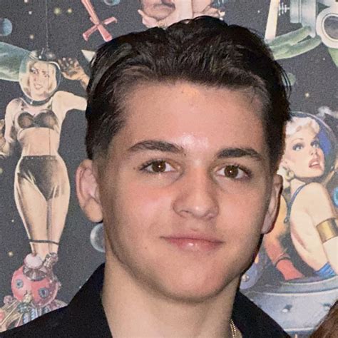 Andrew Diaz 𝙏𝙝𝙚 𝙏𝙬𝙚𝙡𝙫𝙚 𝘿𝙖𝙮𝙨 𝙤𝙛 𝘾𝙝𝙧𝙞𝙨𝙩𝙢𝙖𝙨 • On The Tenth Day Of Christmas My Mother Gave To