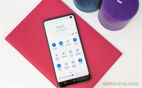 Samsung Galaxy S10 Review Design 360 Degree View