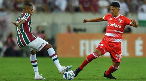 River Perdió 5 1 Ante Fluminense Y Peligra Su Clasificación A La