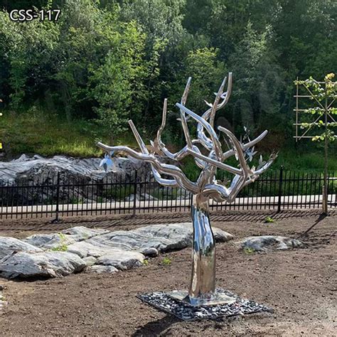 Tree Sculpture Art