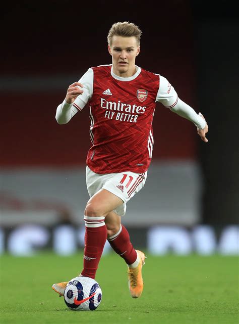 Arsenal Legend Merson Slams Arteta And Says Smith Rowe Was Let Down