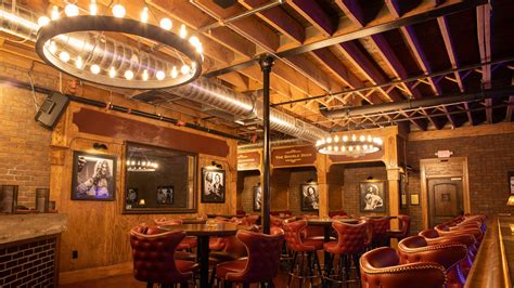 Backstage Lounge Bar Review Condé Nast Traveler