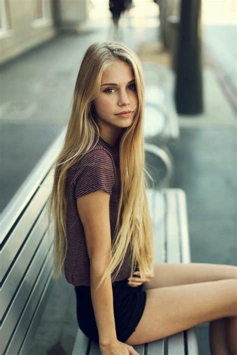 Kittys Playground 🌶 — Scarlett Rose Leithold 🍭 Scarlett Leithold Brandy Melville Photoshoot