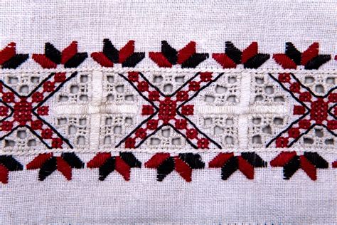 Рушник вишитий Музей Івана Гончара