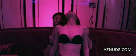 XIN WANG Nude AZNude