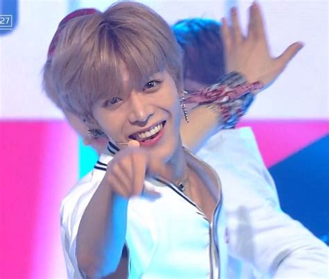 Pin By Gi On Nct Nct Nct 127 Kpop Memes