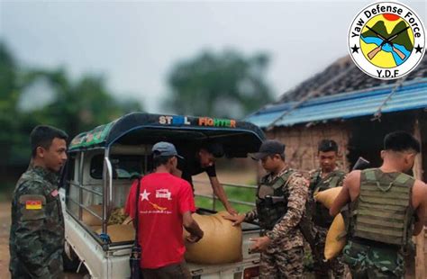 စစ်ဘေးရှောင်များကို ယောကာကွယ်‌ရေးတပ်က ရိက္ခာကူညီထောက်ပံ့