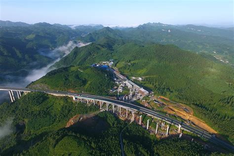 俯瞰在建中的叙威高速：宛若乌蒙群山行玉龙视点图片航拍四川四川在线