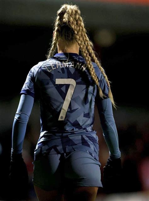 Pin By Gui Forsythe On Alisha Lehmann ♥️ Female Soccer Players