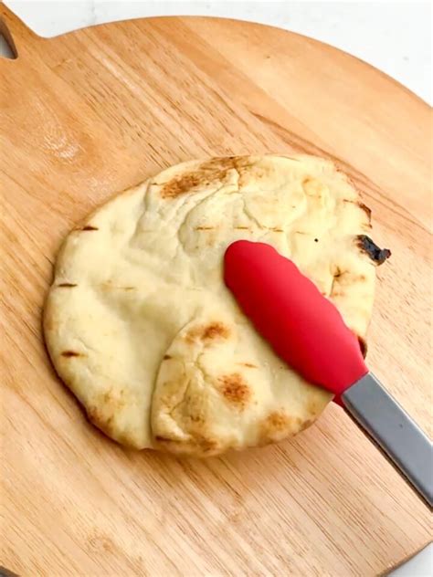 Pepperoni Flatbread Pizza 15 Minute Recipe Midwestern Homelife