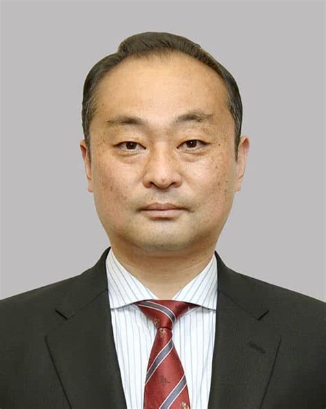 女性問題報道の宮沢氏、議員辞職 「妻子持ちながら同居」と文春 ｜ 共同通信