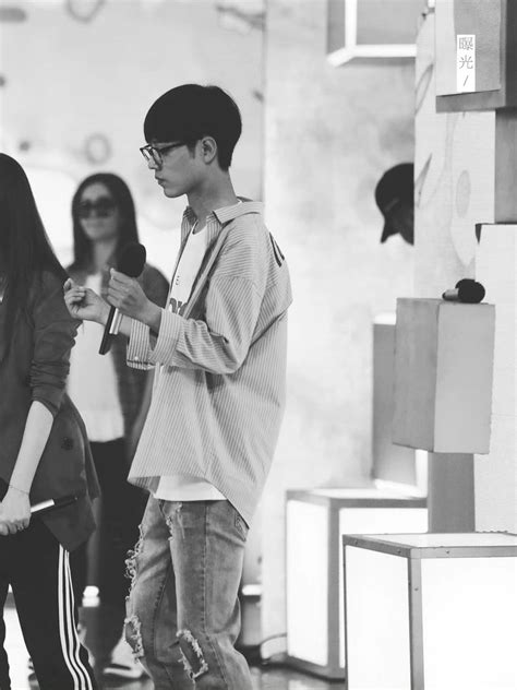 Xiao Zhan Red Sea Couple Photo