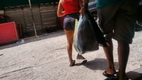 Gordinha Rabuda Novinha Rabuda Faveladas De Shortinho Abril 2016