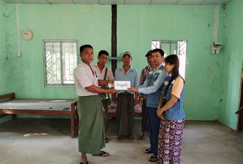 ဆင်ပေါင်ဝဲမြို့နယ်၌ လေဘေးသင့် ပြည်သူများအား ဆန်ရိက္ခာဖိုးငွေနှင့် အိမ